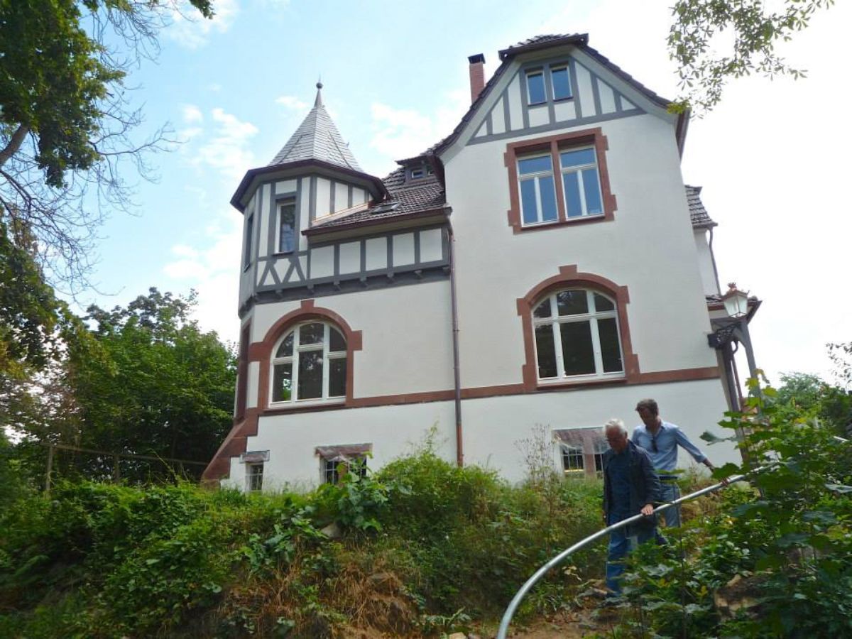 Diogenes Verlag - Das Überleben meistern – Friedrich Dönhoff unterwegs ...